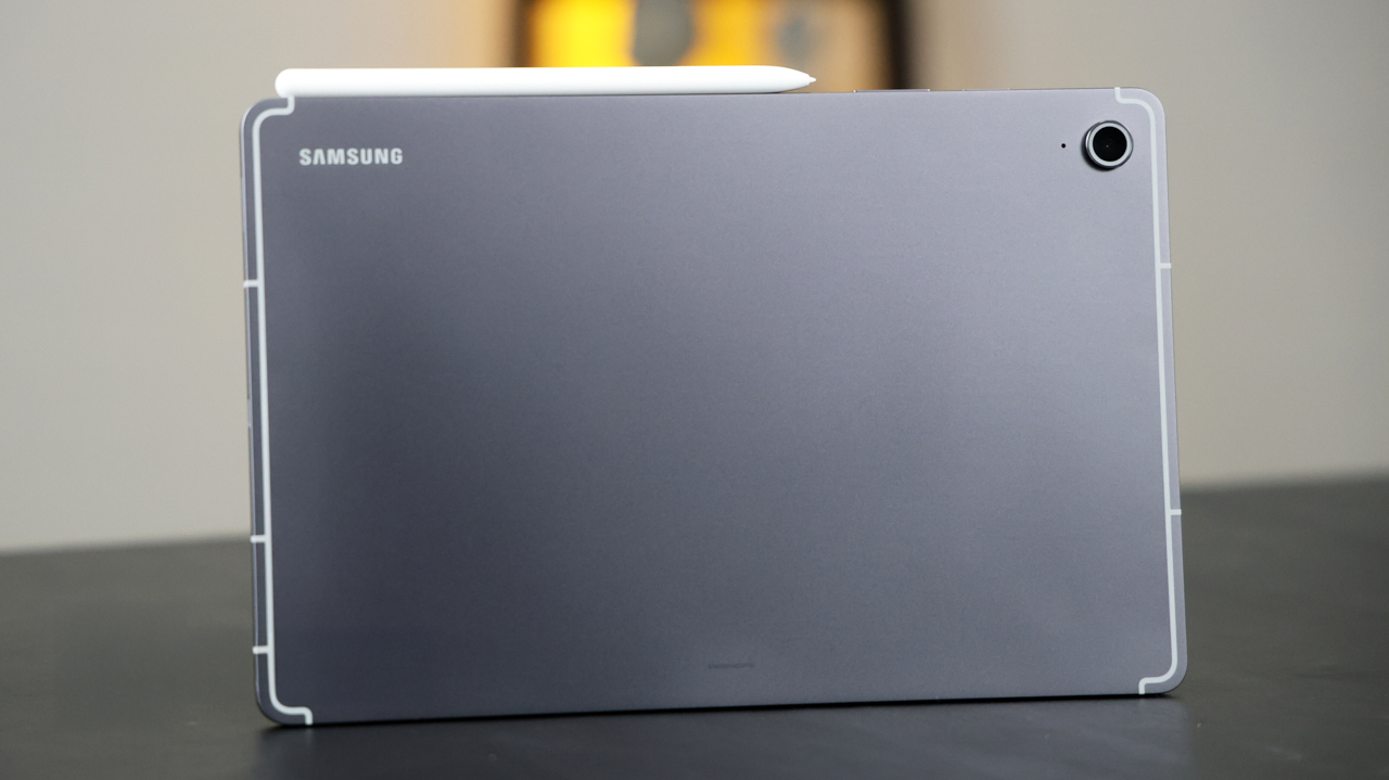 Hướng dẫn chi tiết cách bật tiết kiệm pin trên Galaxy Tab S10 FE để sử ...